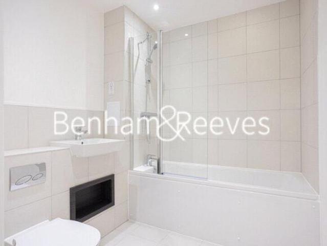 2 bedroom apartment for rent in Thimble Crescent, Wallington, SM6