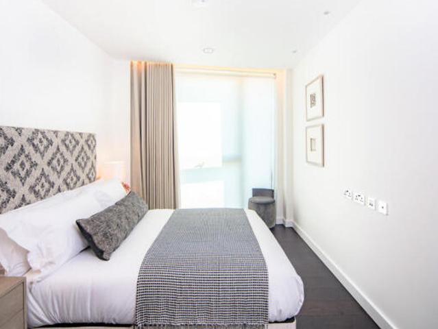 2 bedroom apartment for rent in Thornes House, 4 Charles Clowes Walk, SW11