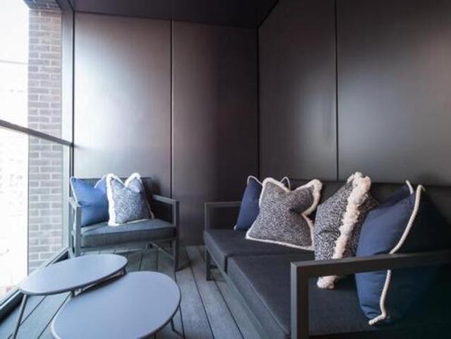 2 bedroom apartment for rent in Thornes House SW11