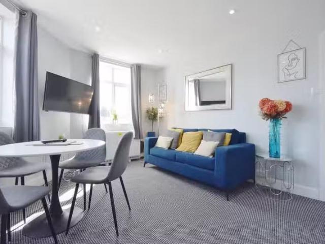 2 bedroom apartment for rent in Torcross Avenue, Coventry, CV2.
