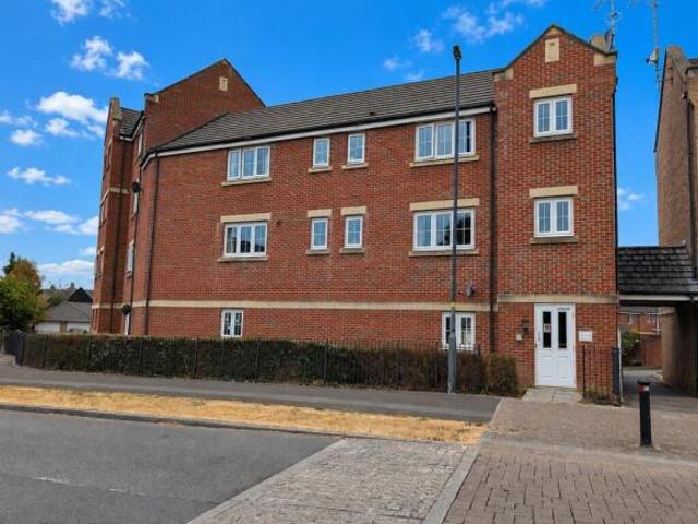 2 bedroom apartment for rent in Torun Way, Swindon, Wiltshire, SN25