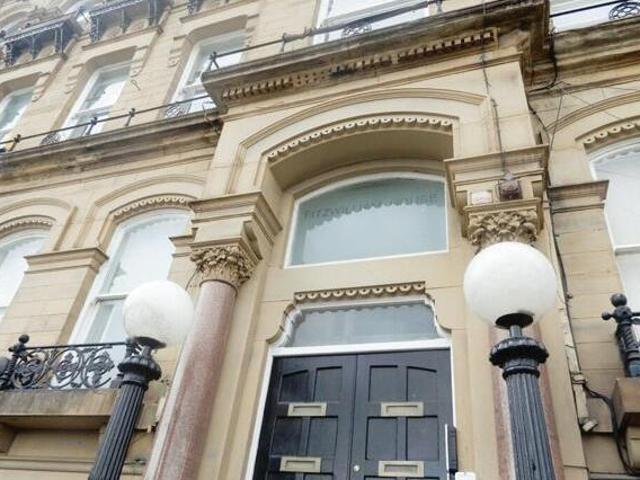 2 Bedroom Apartment For Rent In Town Centre, Huddersfield