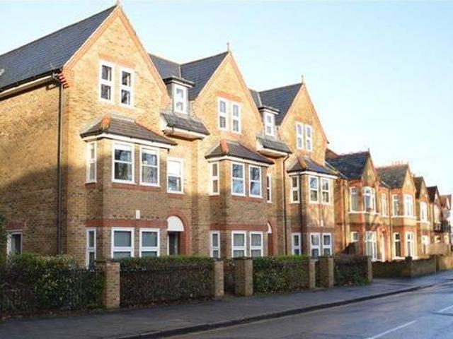 2 bedroom apartment for rent in Transcend St Leonards Road SL4