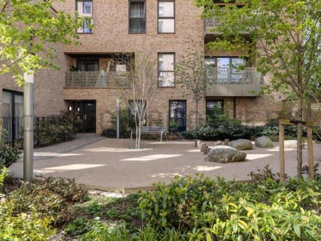 2 bedroom apartment for rent in Track Street, London, E17