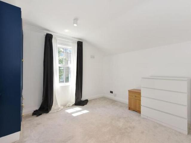 2 bedroom apartment for rent in Trent Road, SW2