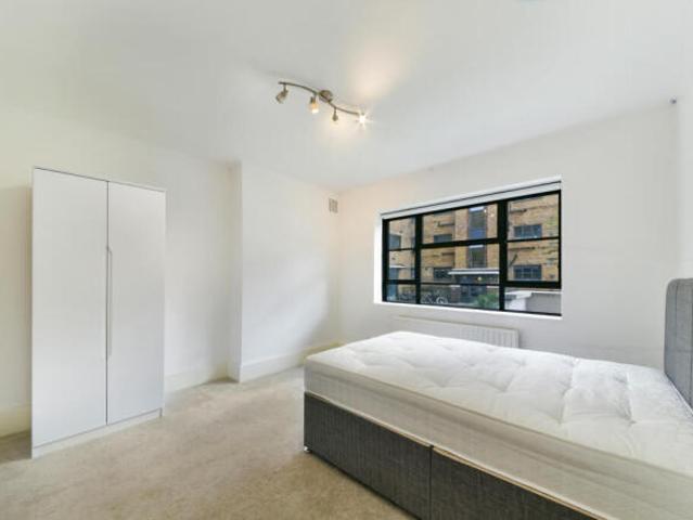 2 bedroom apartment for rent in Trelawney House, Union Street London SE1
