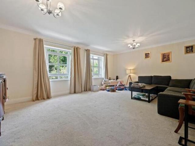 2 bedroom apartment for rent in Trinity Court, 170a Gloucester Terrace, W2