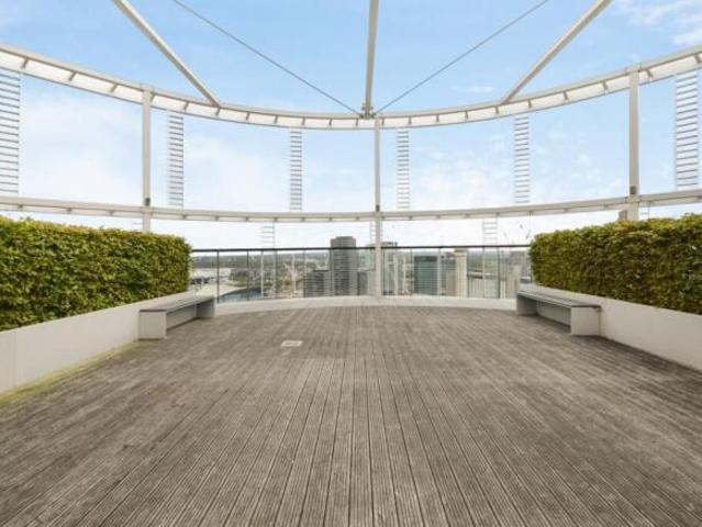 2 bedroom apartment for rent in Unex Tower, London E15