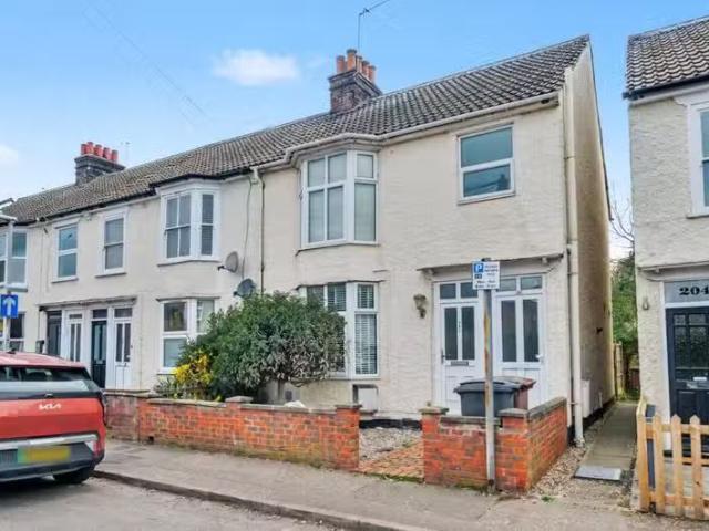 2 bedroom apartment for rent in Upper Bridge Road, Chelmsford.