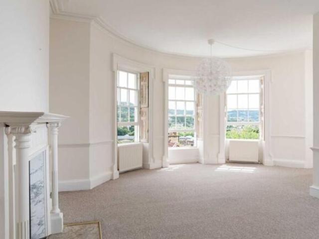 2 bedroom apartment for rent in Upper East Hayes, BA1