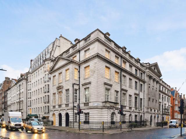 2 bedroom apartment for rent in Upper Grosvenor Street, London, W1K