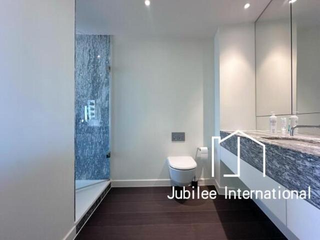 2 bedroom apartment for rent in Upper Riverside, Cutter Lane, London, SE10