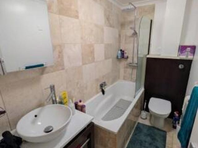 2 bedroom apartment for rent in Upton Park, Slough, SL1