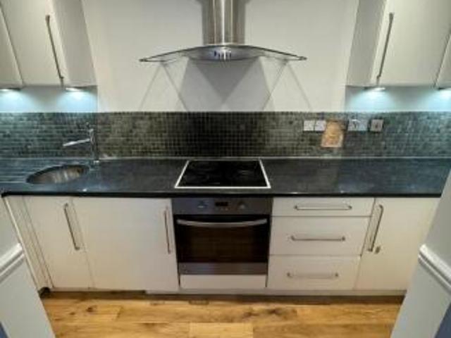 2 bedroom apartment for rent in Upton Park, Slough, SL1