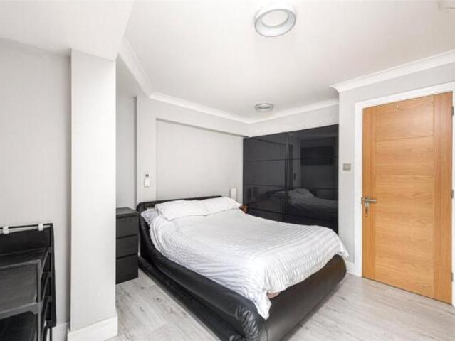 2 bedroom apartment for rent in Vauxhall Bridge Road, London, SW1V