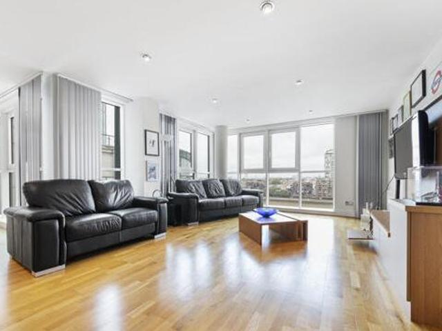 2 Bedroom Apartment For Rent In Vauxhall, London