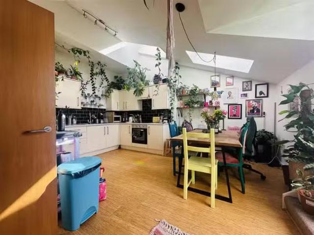 2 bedroom apartment for rent in Vestry Lane, Vestry Hall Vestr.