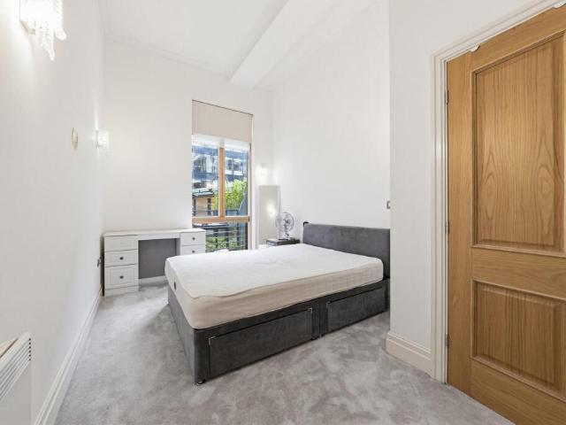 2 bedroom apartment for rent in Victoria House, Tudor Street, London, EC4Y