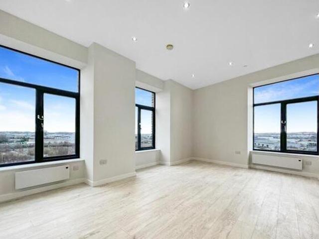 2 Bedroom Apartment For Rent In Victoria Riverside, Leeds City Centre