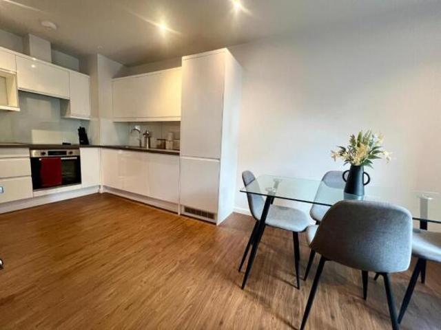 2 bedroom apartment for rent in Victoria Road, Leeds, West Yorkshire, LS6