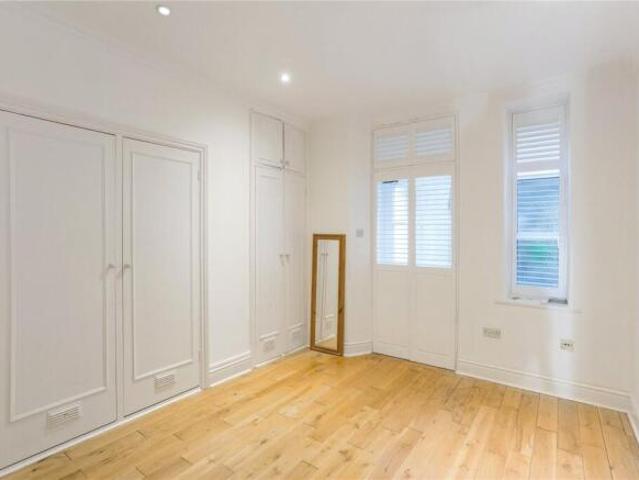 2 bedroom apartment for rent in Victoria Square, Bristol, Somerset, BS8