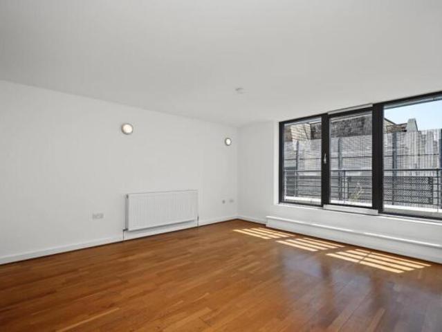 2 bedroom apartment for rent in Victorian Grove, London, N16