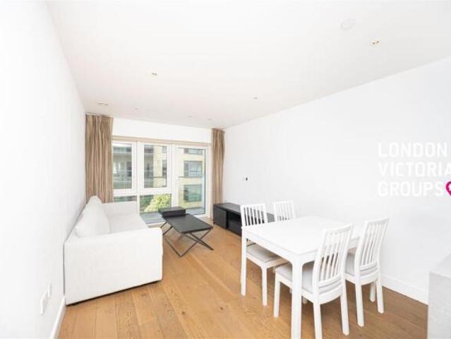 2 bedroom apartment for rent in Vista House, Dickens Yard, Longfield Avenue, London, W5