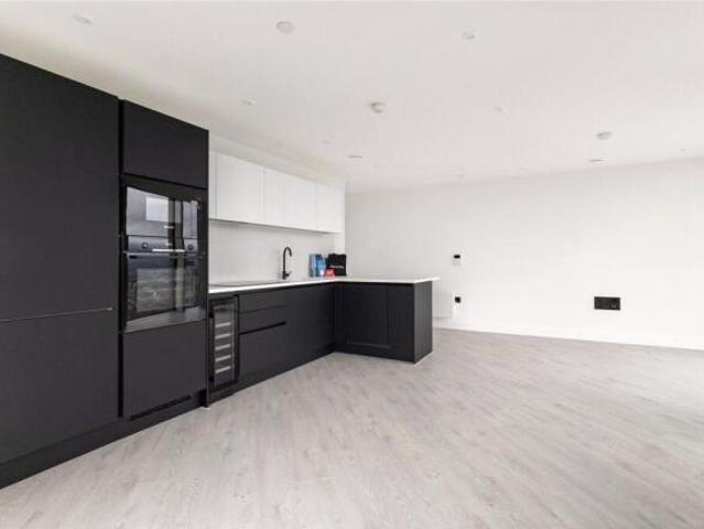 2 bedroom apartment for rent in Vista River Gardens, Trinity Island, Water Street, Greater Manchester, M3