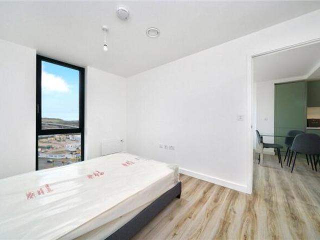 2 bedroom apartment for rent in Viva Court, Kimpton Road, Luton, LU2