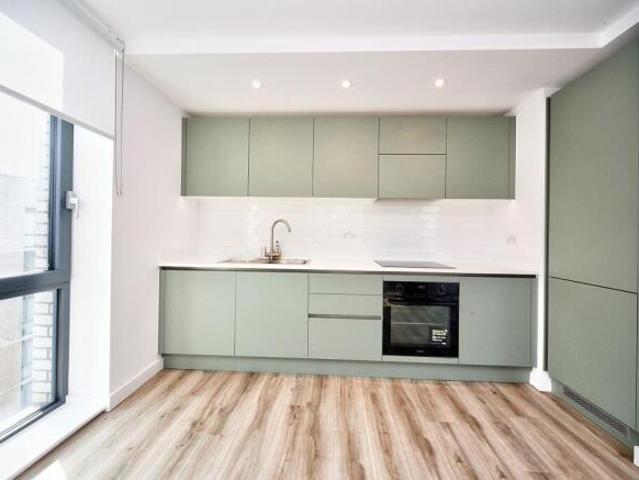 2 bedroom apartment for rent in Viva Court, Kimpton Road, Luton, LU2