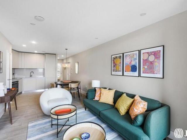 2 bedroom apartment for rent in Wyvil Road London SW8
