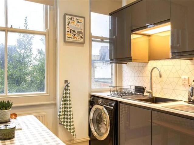 2 bedroom apartment for rent in Waldemar Avenue Mansions, Waldemar Avenue, Fulham, London, SW6