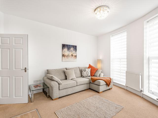 2 bedroom apartment for rent in Walfords Close, Old Harlow, CM17