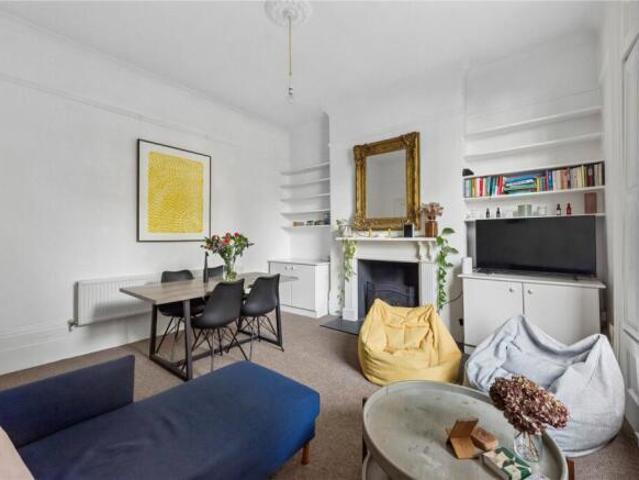 2 bedroom apartment for rent in Wallace Road, London, N1