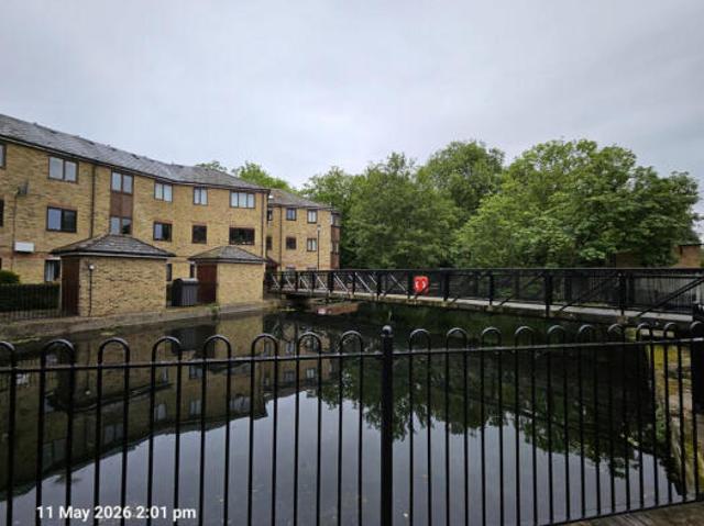 2 bedroom apartment for rent in Wandle Road, Morden, SM4