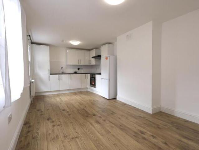 2 bedroom apartment for rent in Wastdale Road, London, SE23