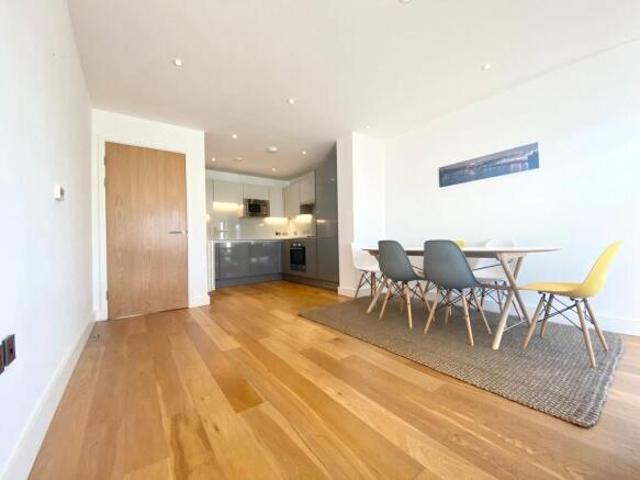 2 bedroom apartment for rent in Wapping Wharf, Anchorage, BS1
