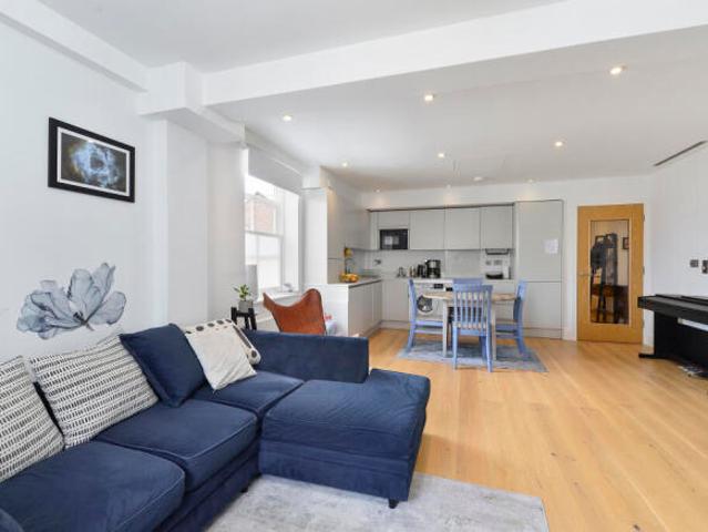 2 bedroom apartment for rent in Ward Street, Guildford, Surrey, GU1
