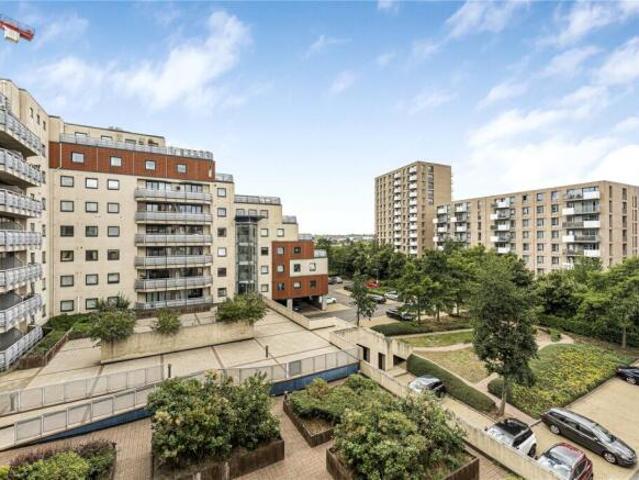 2 bedroom apartment for rent in Wards Wharf Approach, London, E16