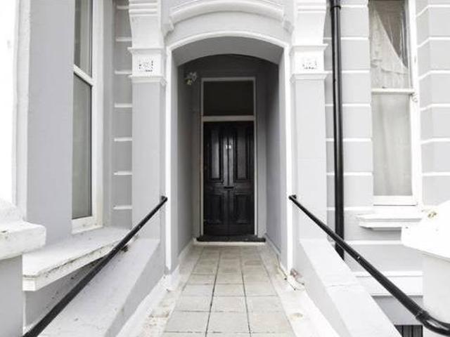 2 bedroom apartment for rent in Warrior Gardens ST LEONARDSONSEA TN37