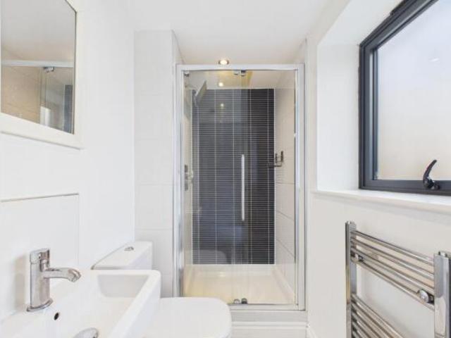2 bedroom apartment for rent in Warwick Place, Cheltenham, GL52