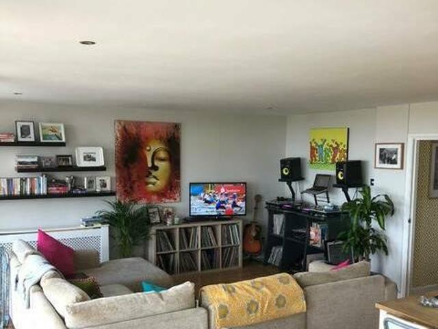 2 bedroom apartment for rent in Warwick Road Manchester Greater Manchester M16