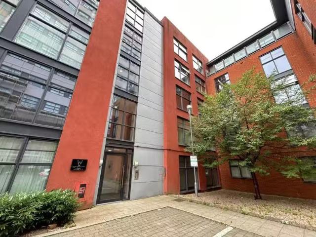 2 bedroom apartment for rent in Water Street, B3