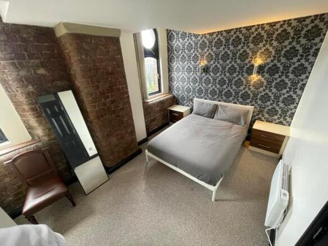 2 bedroom apartment for rent in Waterloo Warehouse, Liverpool. L3