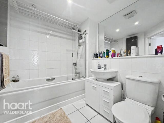 2 bedroom apartment for rent in Watersmeet, CHATHAM, ME4