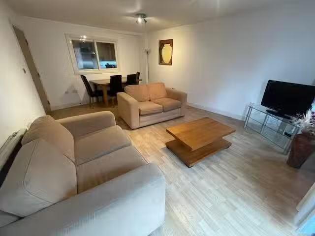 2 bedroom apartment for rent in Waterside Court, B16