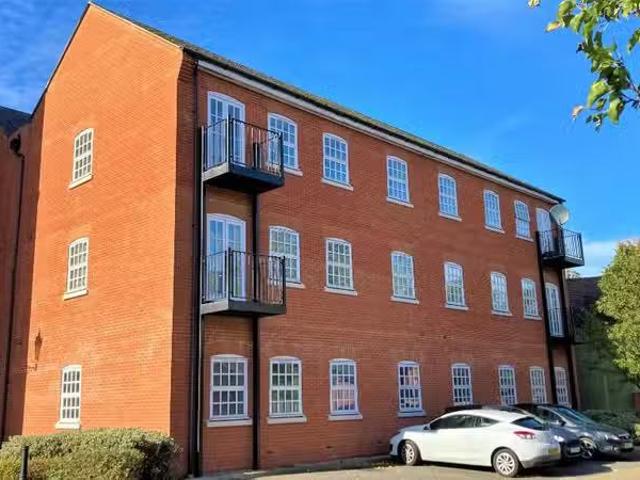 2 bedroom apartment for rent in Waterside Lane, Colchester, Es.