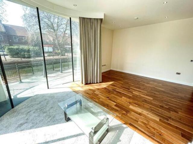 2 bedroom apartment for rent in Waterside North, LINCOLN, LN2