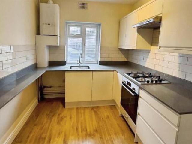 2 bedroom apartment for rent in Watford Way, London, NW7