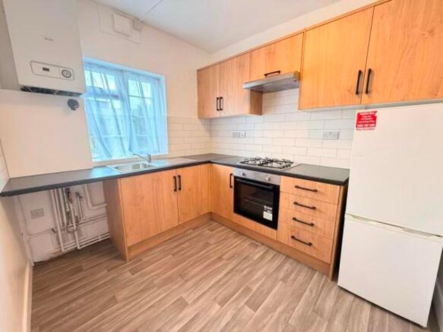 2 bedroom apartment for rent in Watford Way, London, NW7